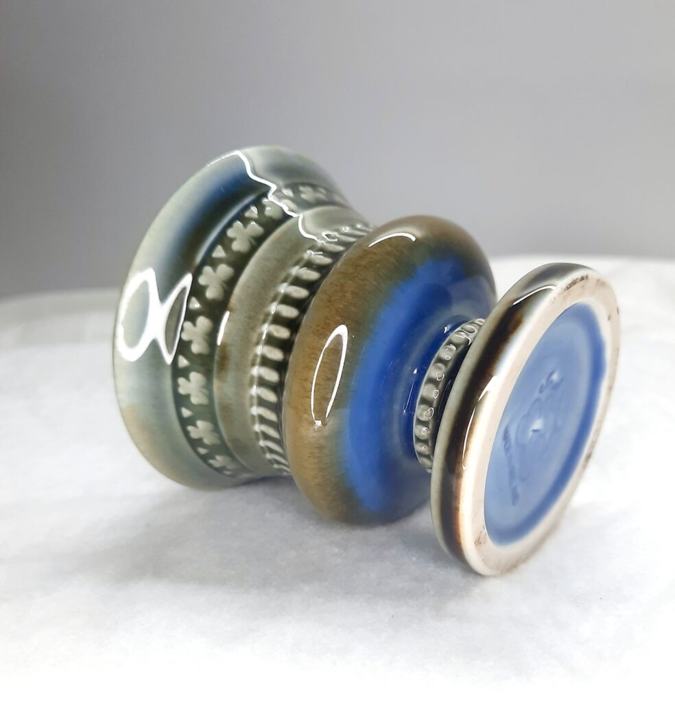 Small Wade Irish Urn/Vase