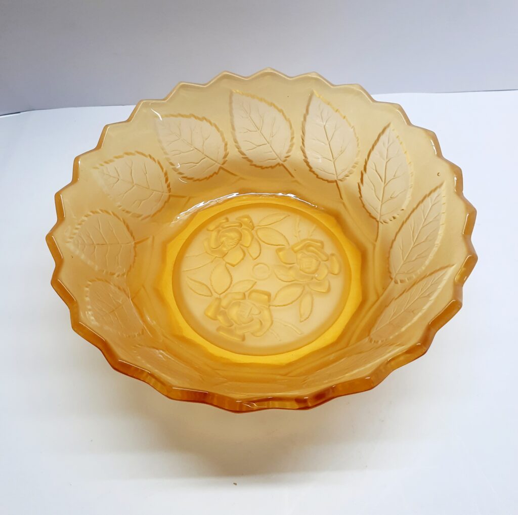 English Bagley Rose and Leaf Salad Bowl