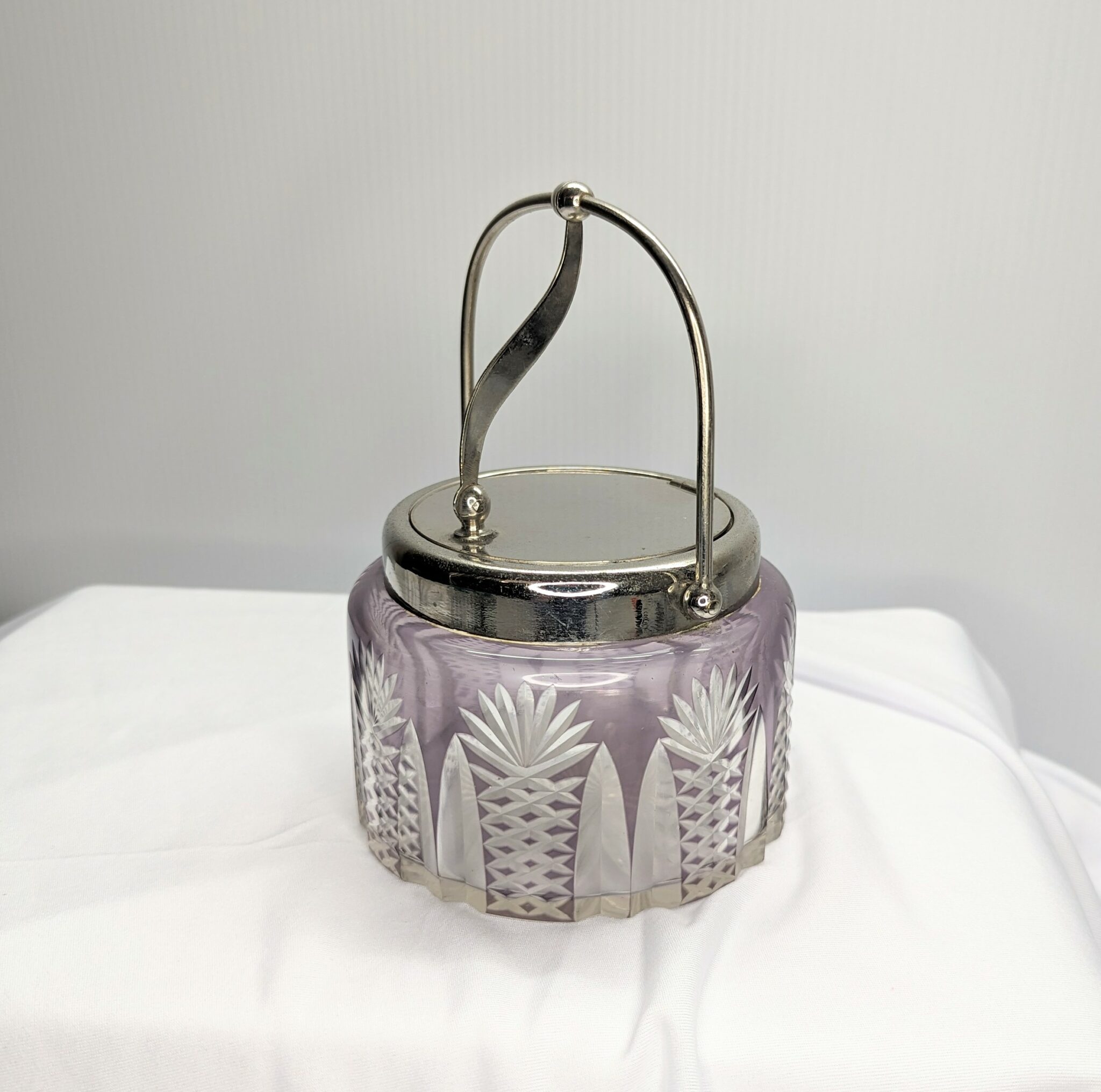 Victorian Jam Jar - Pale Lilac with Silver Hinged Lid